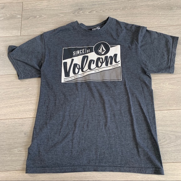 Volcom | Shirts | Mens Volcom Tshirt | Poshmark